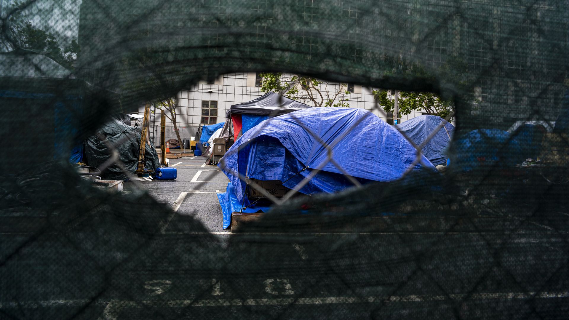 Report: San Francisco’s homelessness rate trailed Oakland, L.A. in 2022 ...