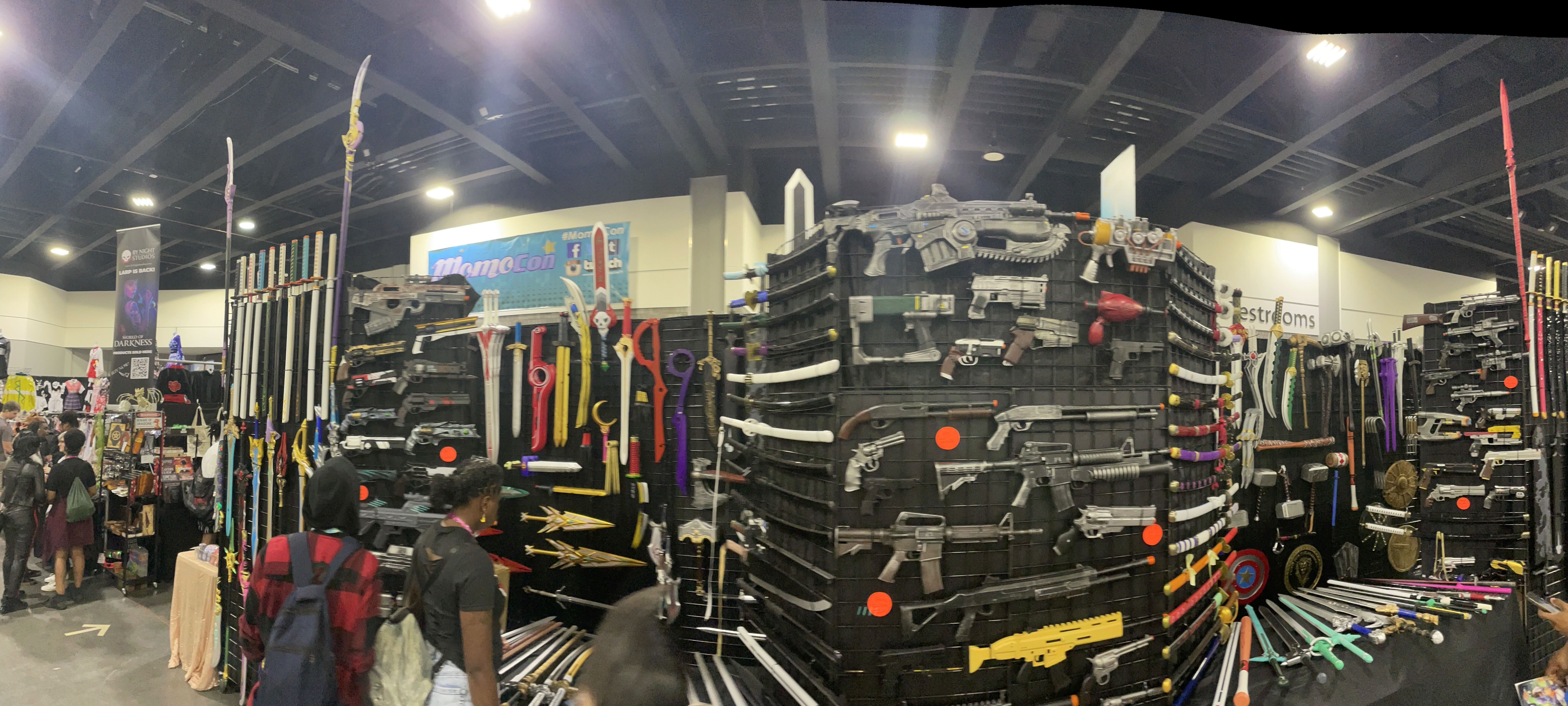 MomoCon 2024 photos: Cosplay, gaming and more - Axios Atlanta