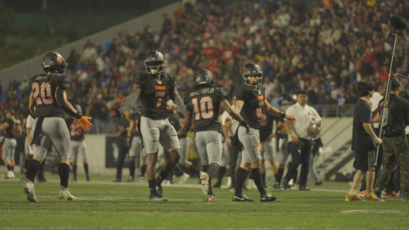 Ryan Kalil's football team to wear Light Helmets - Axios Charlotte