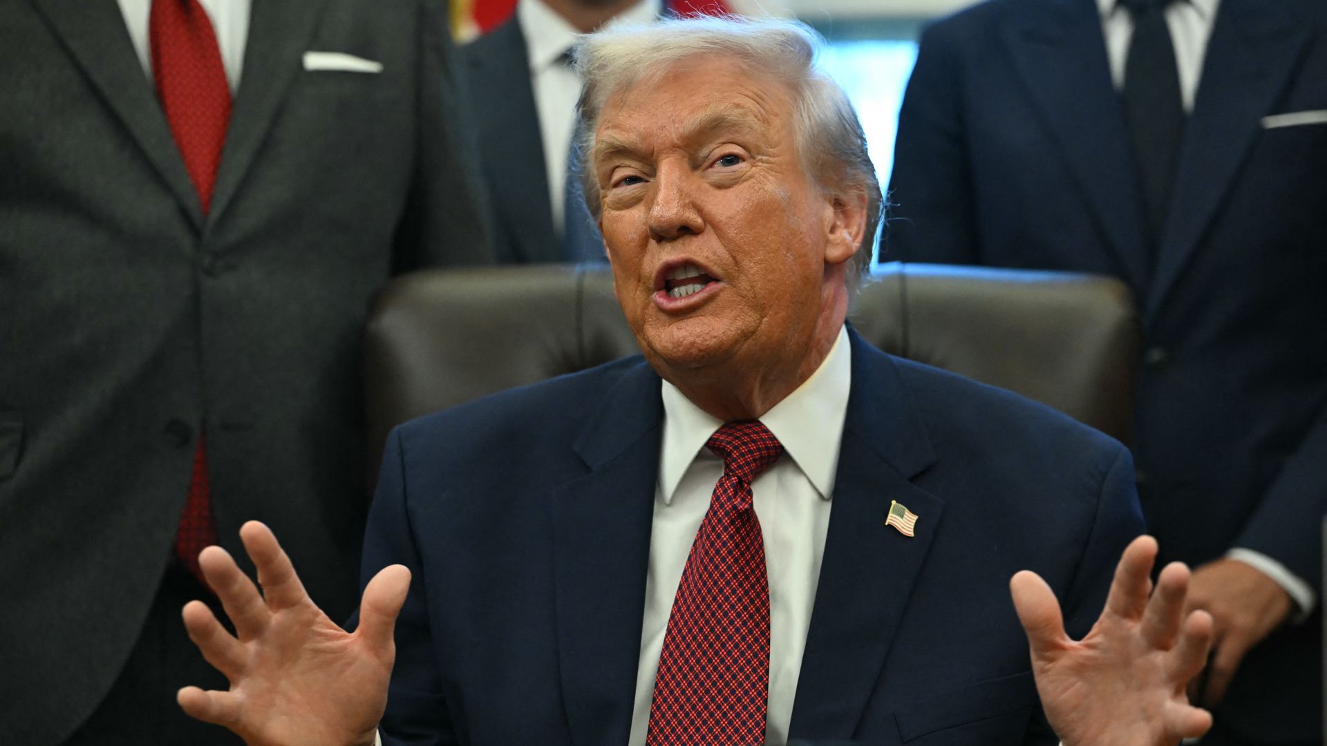 Trump: Witkoff, Kushner had "very good" meeting with Putin in Russia