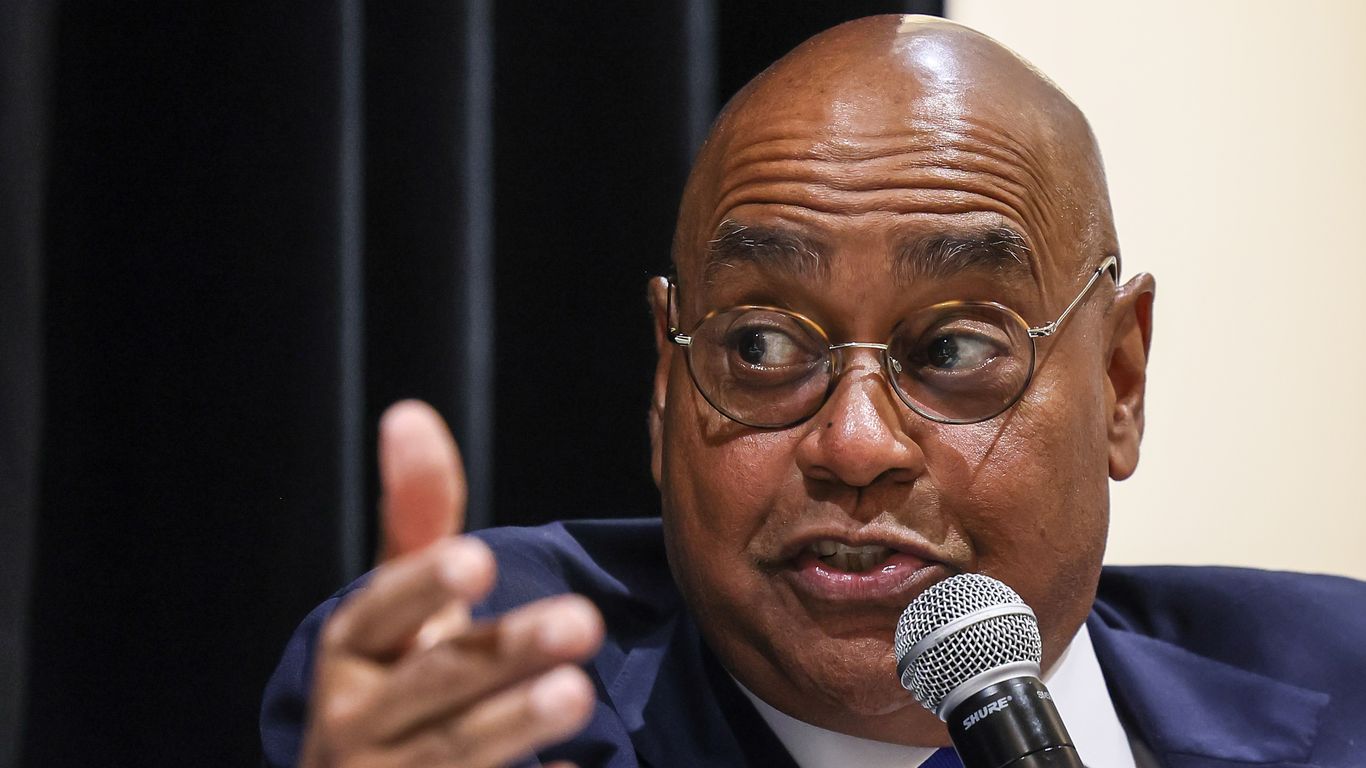 Commissioner Ellis speaks out on funding city projects - Axios Houston