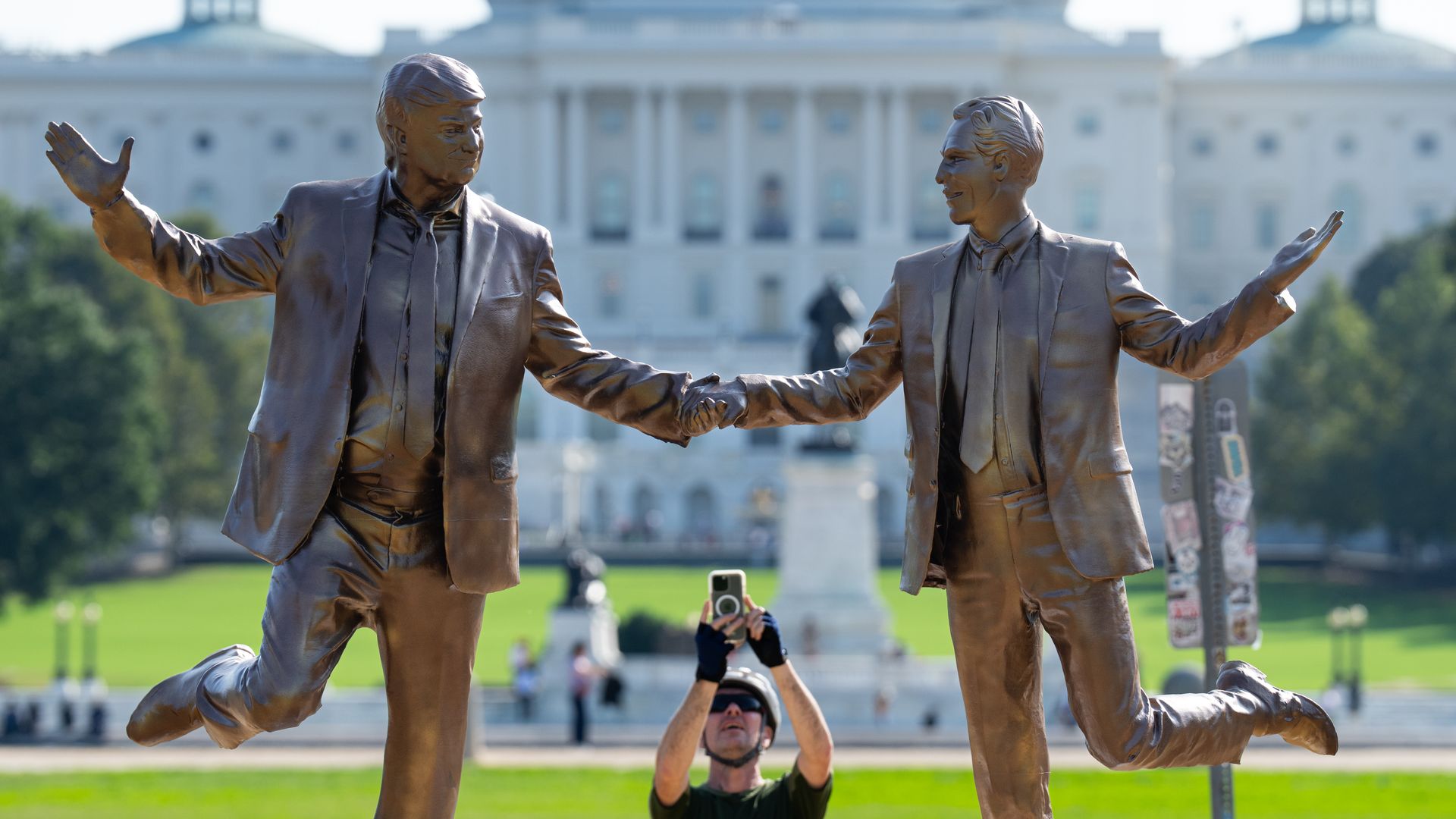 Statue of Trump, Epstein holding hands appears on National Mall