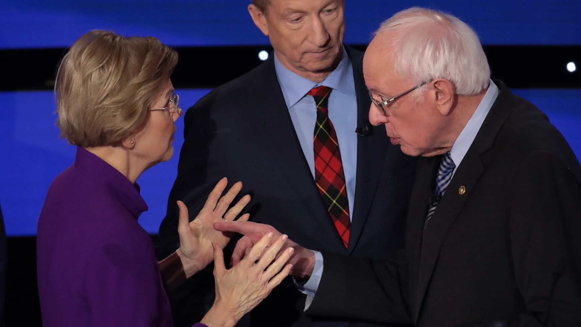 Bernie Sanders-Elizabeth Warren battle upstaged by viral right-wing media