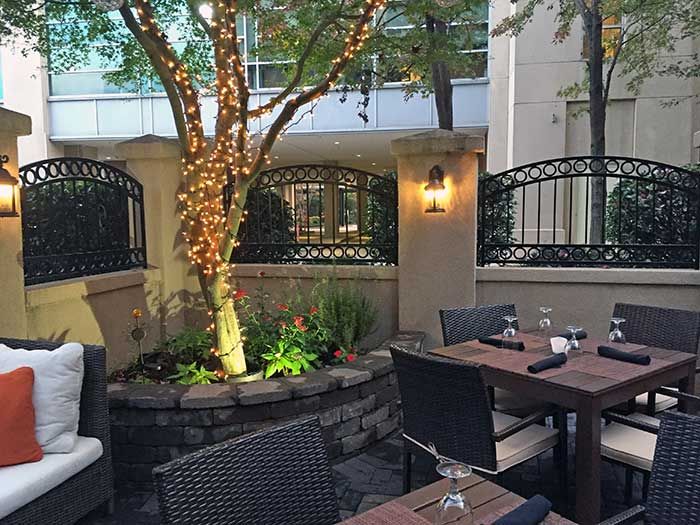 A look at the revamped Zebra restaurant in SouthPark - Axios Charlotte