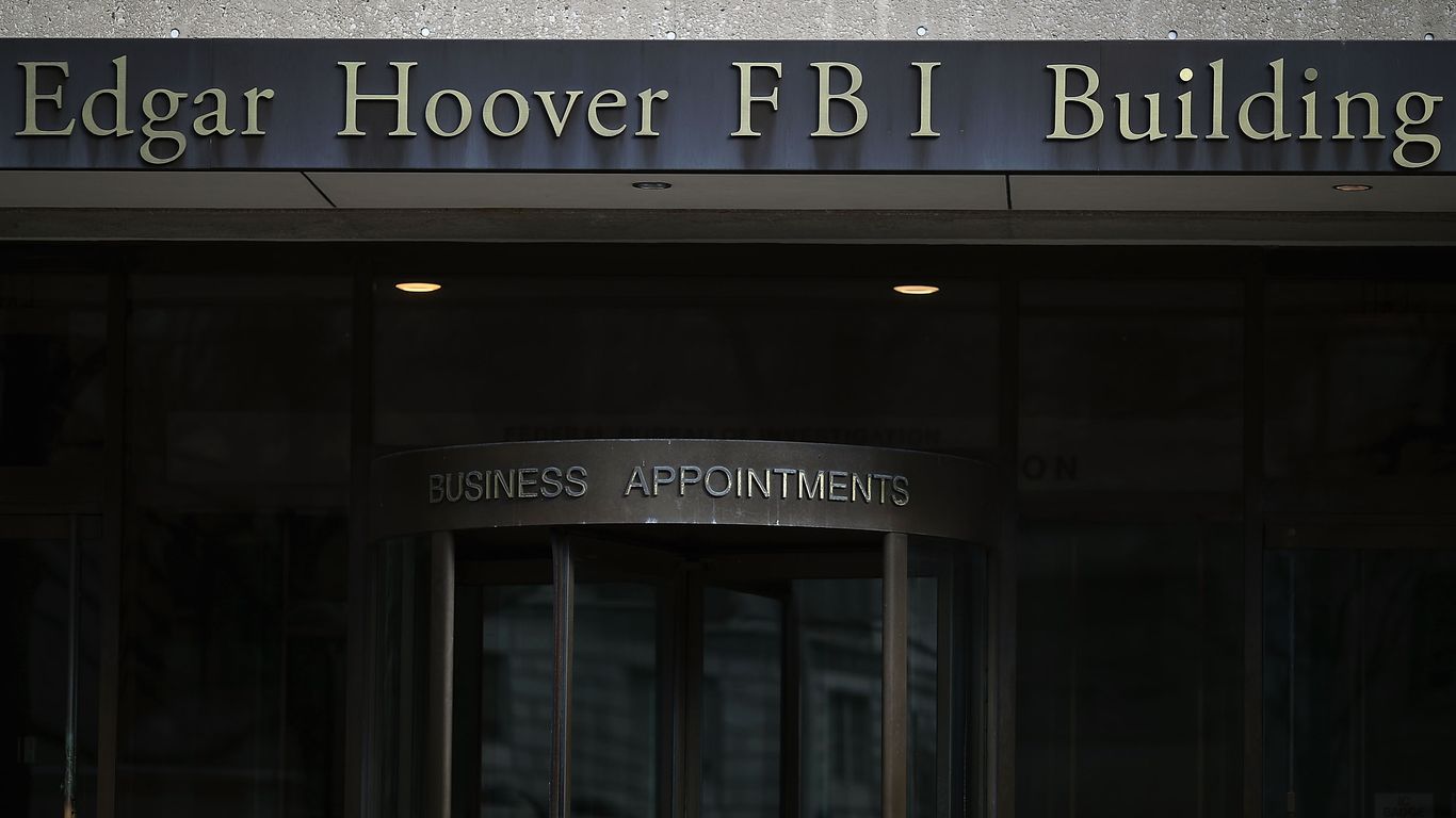 FBI texts show no evidence of conspiracy, WSJ finds