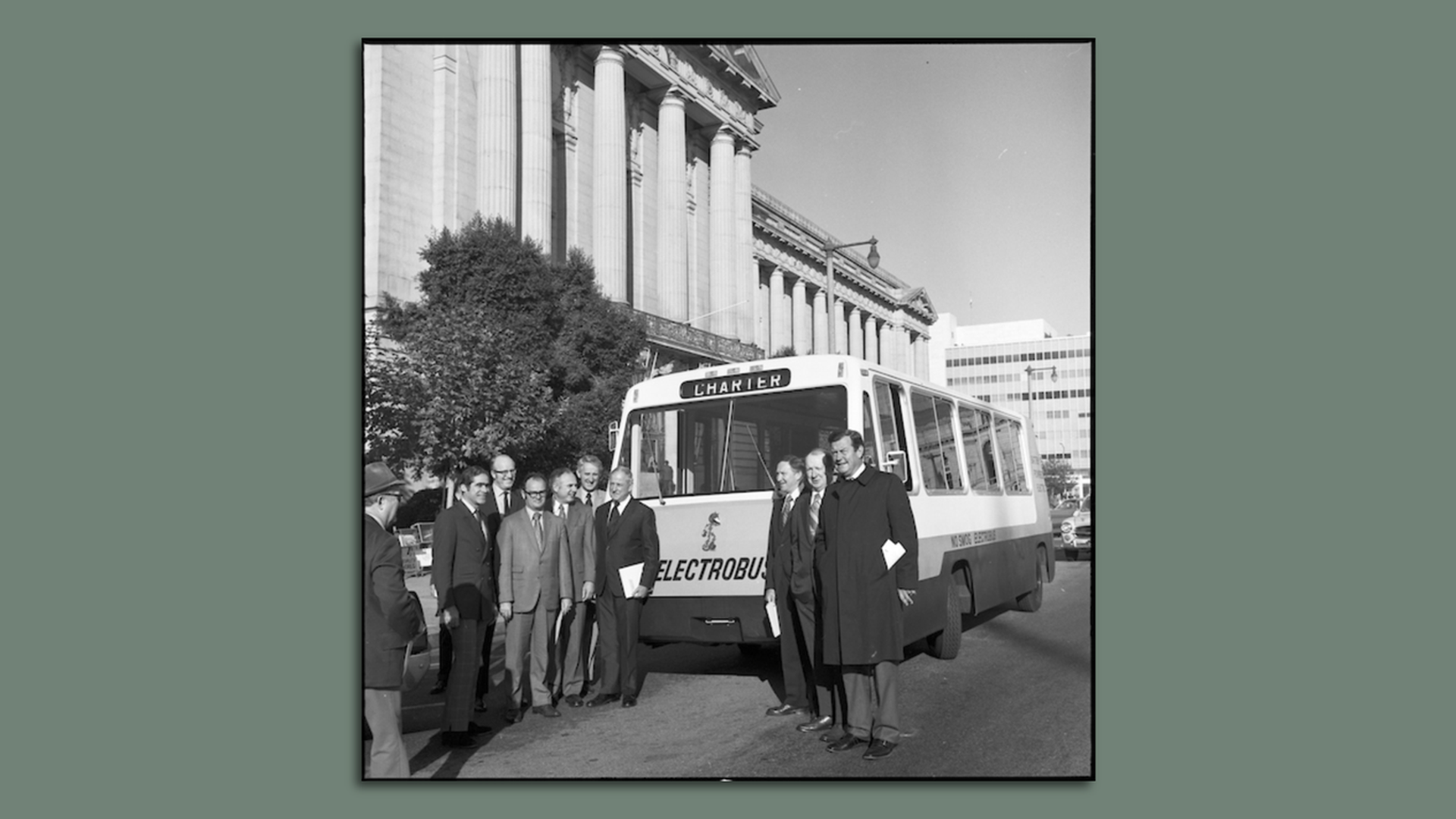 Battery-powered bus history in San Francisco - Axios San Francisco