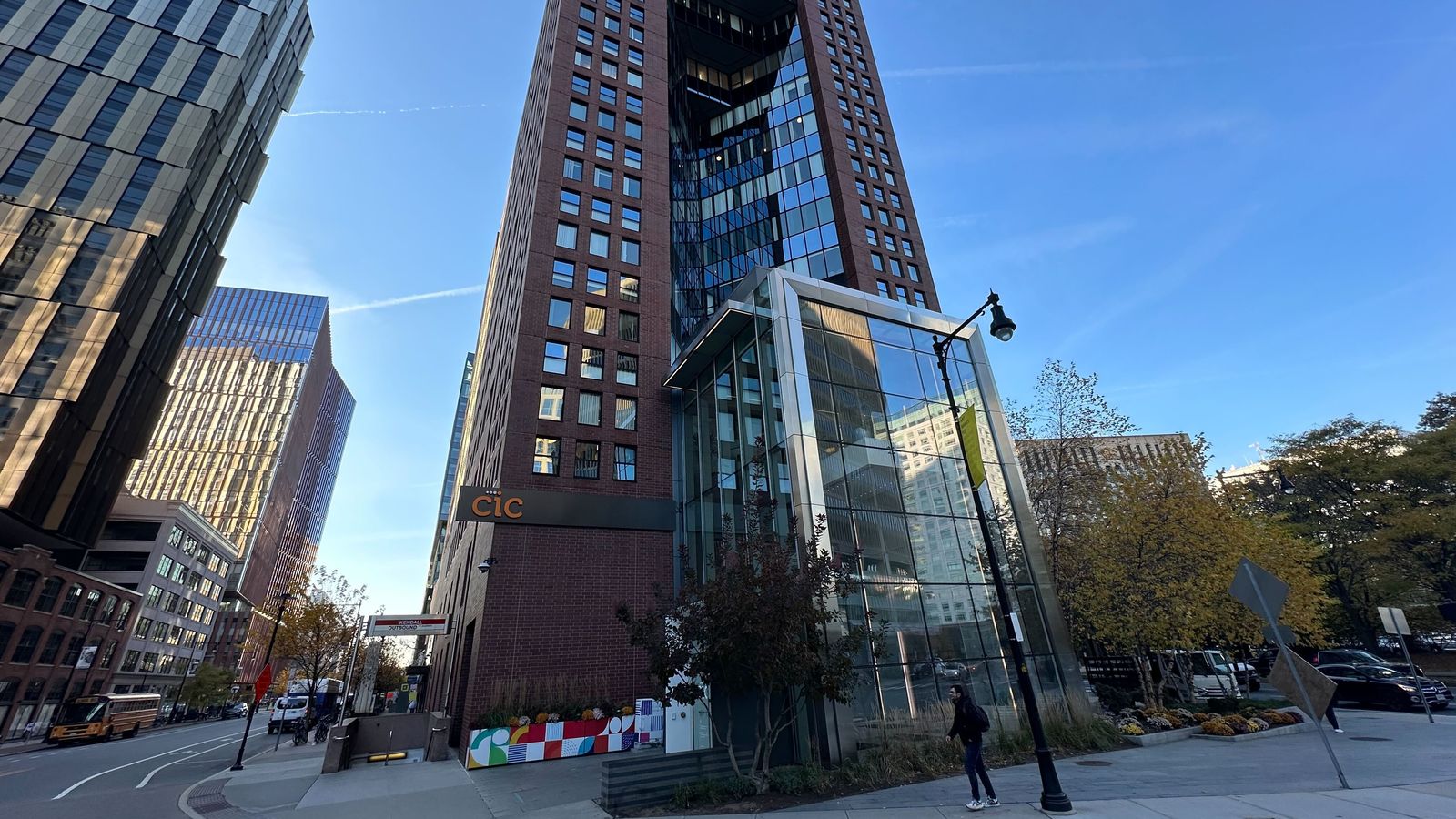 AI hub launches in Cambridge with CIC, MIT Media Lab spinout - Axios Boston