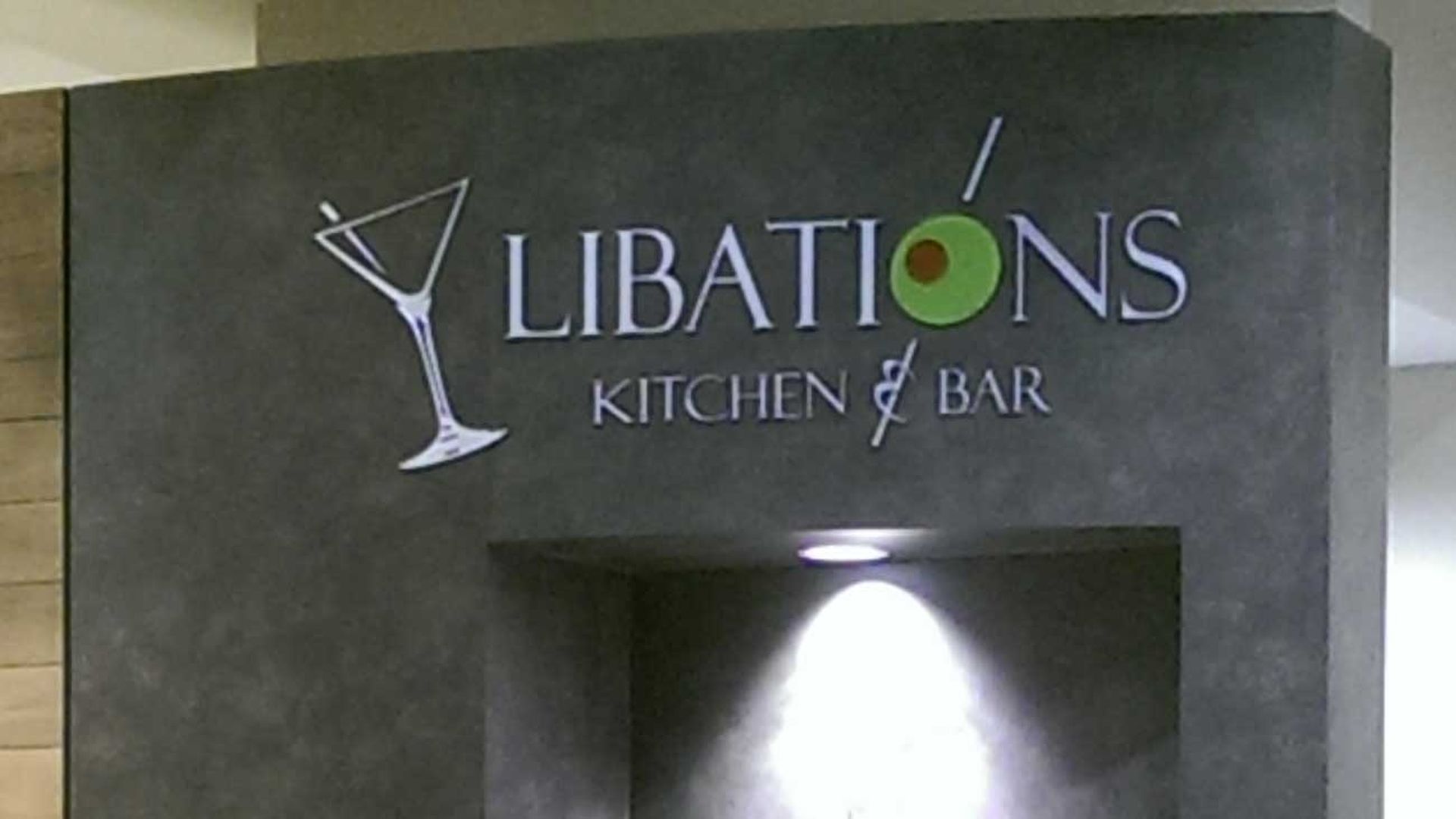 Libations Kitchen & Bar opening soon at the DoubleTree Gateway - Axios ...