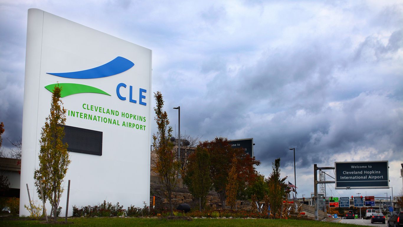 Flyers return to CLE despite being ranked among worst airports - Axios ...