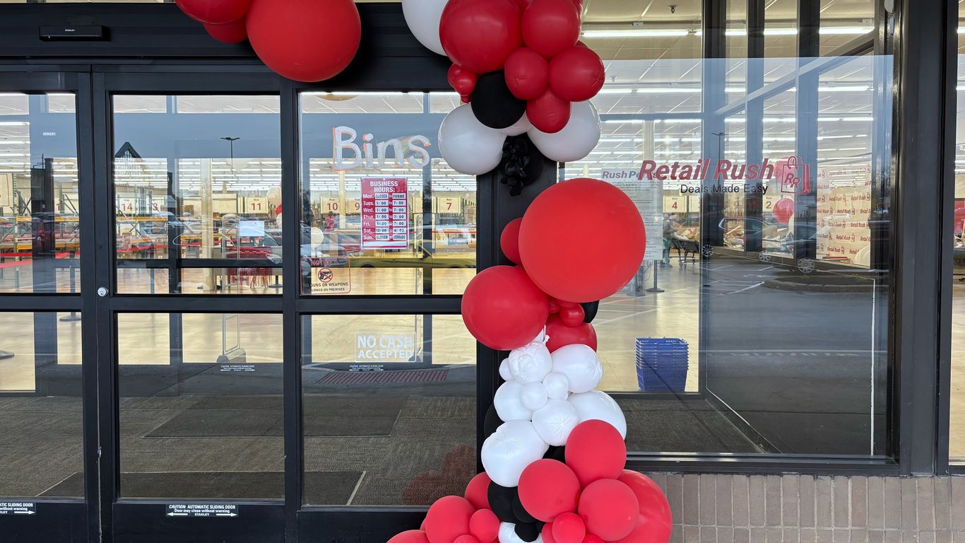 Inside Retail Rush, Columbus' new bin store - Axios Columbus