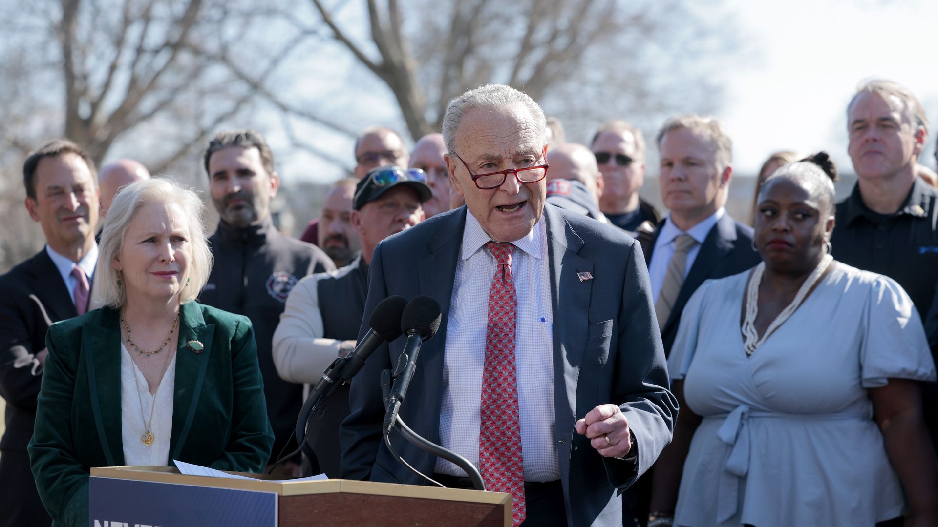 Democrats grasp to avoid government shutdown