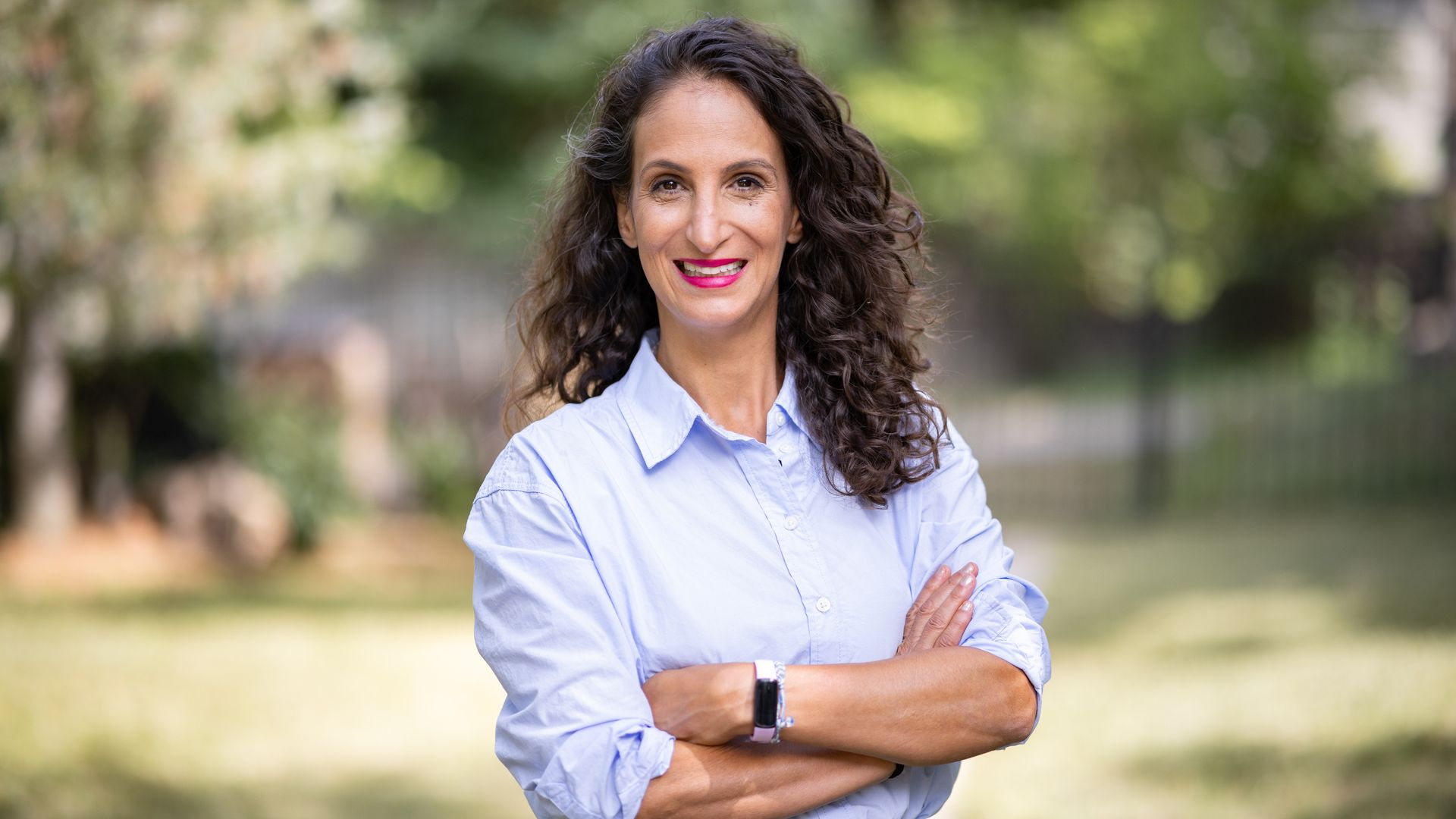 Maryam Abolfazli aims to go from activist to Congress - Axios Nashville