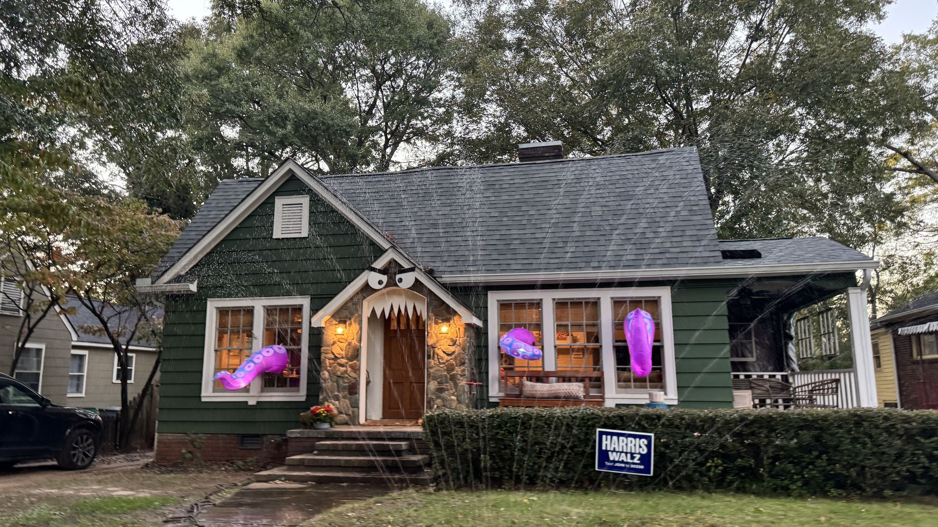 Halloween house - Axios Charlotte