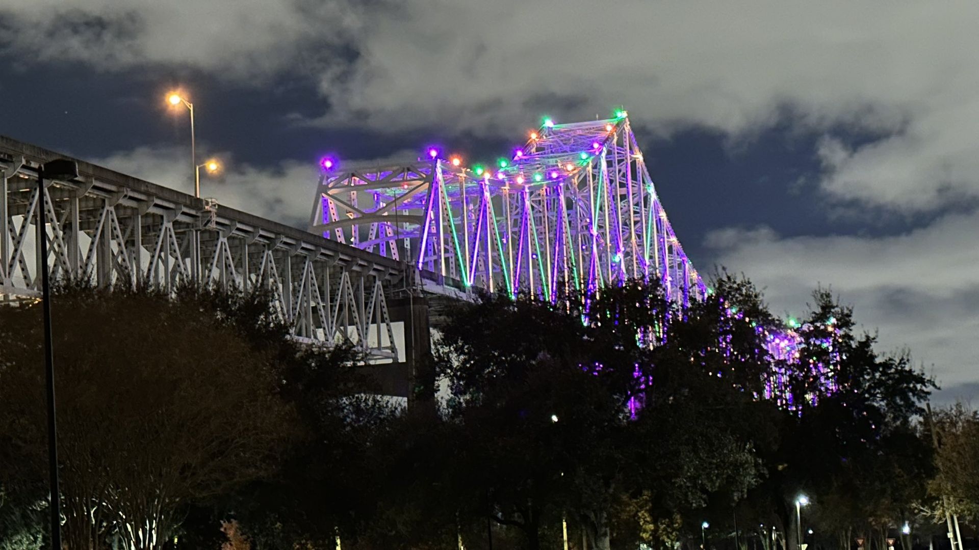 New Orleans to let you pay to pick CCC light colors - Axios New Orleans