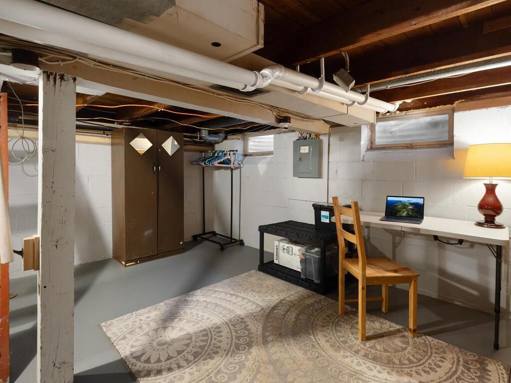 Minneapolis tiny home near Minnehaha Park for sale - Axios Twin Cities