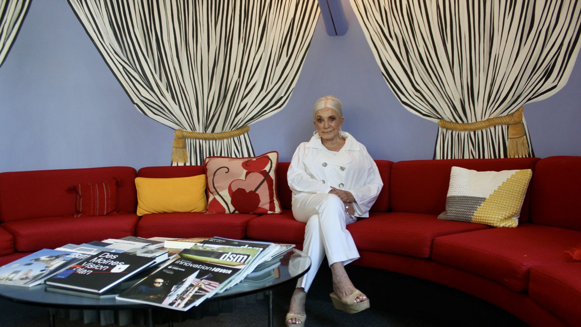 How Connie Wimer Owner Of Business Publications Corp Starts Her Day Axios Des Moines