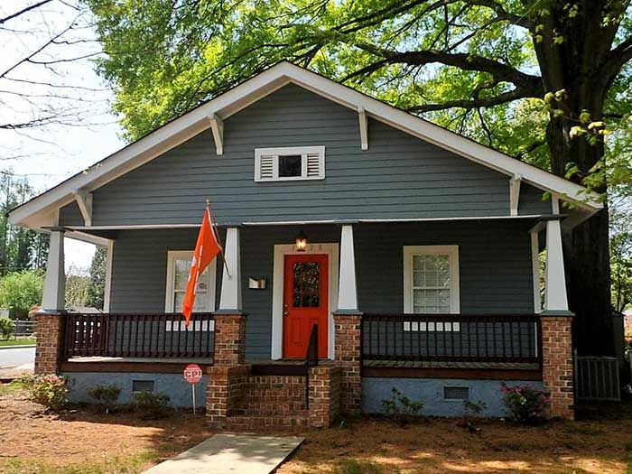 The story behind that funky ‘Clemson House’ in NoDa - Axios Charlotte
