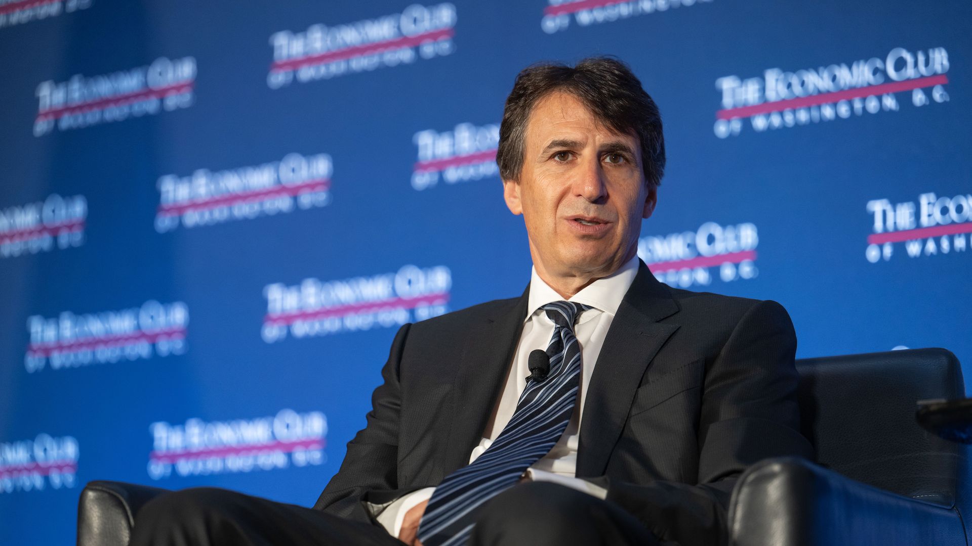 Apollo to buy Argo Infrastructure Partners