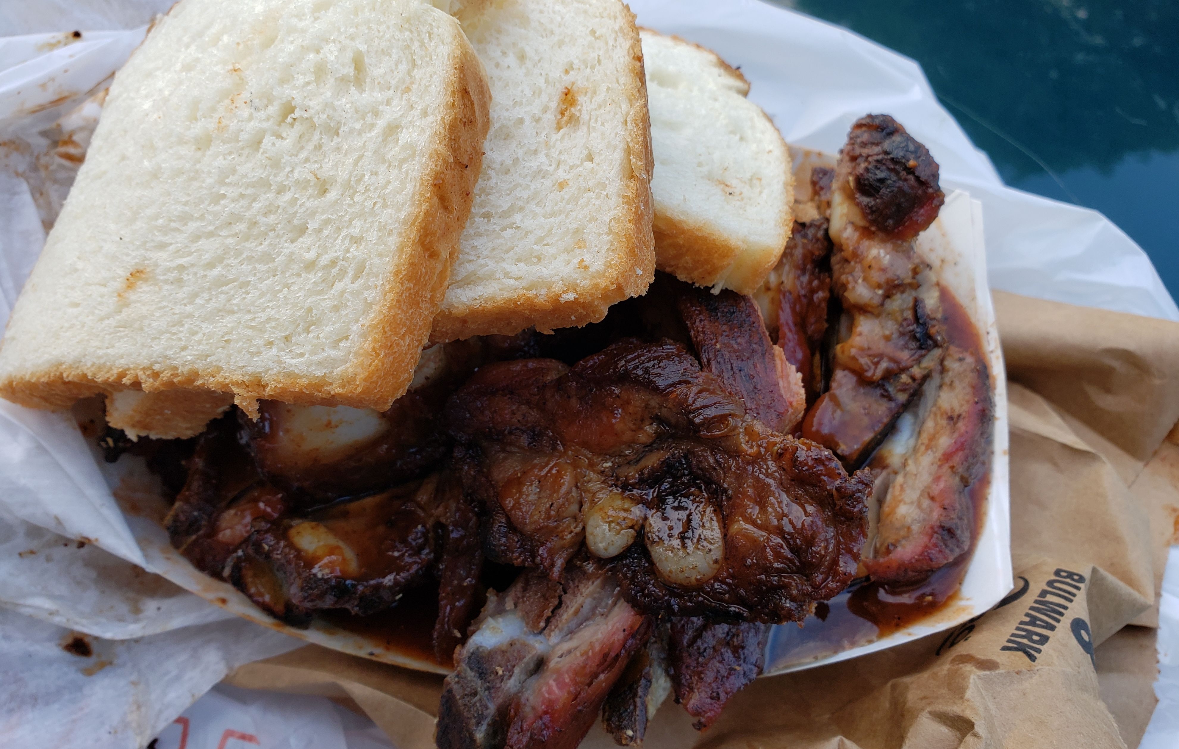 Lem's BBQ gets James Beard Award - Axios Chicago