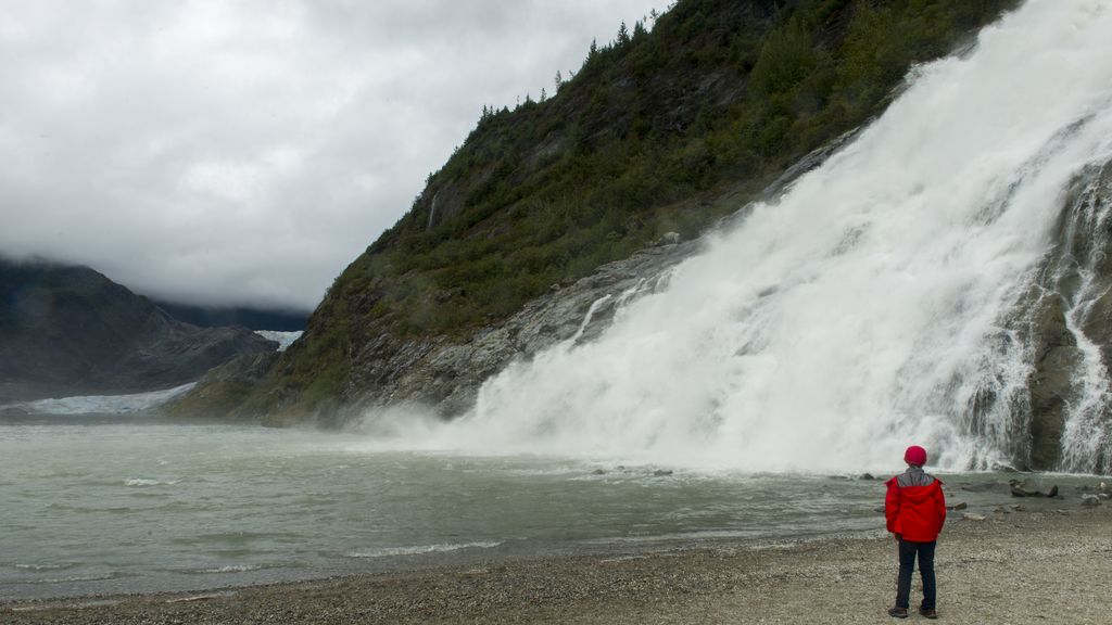 Record Alaska glacial flood prompts evacuations, Juneau emergency ...