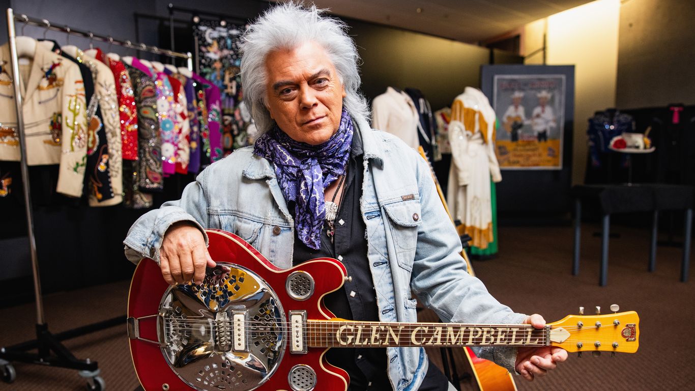 Marty Stuart gives 22,000 artifacts to the Country Music Hall of Fame ...
