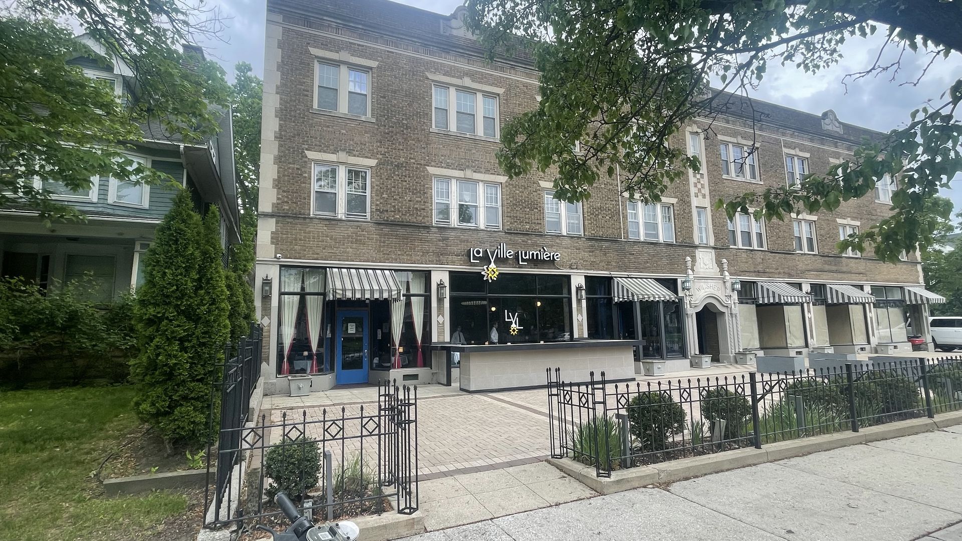 Review: Cleveland's La Ville Lumière serves up rich vibes and even ...