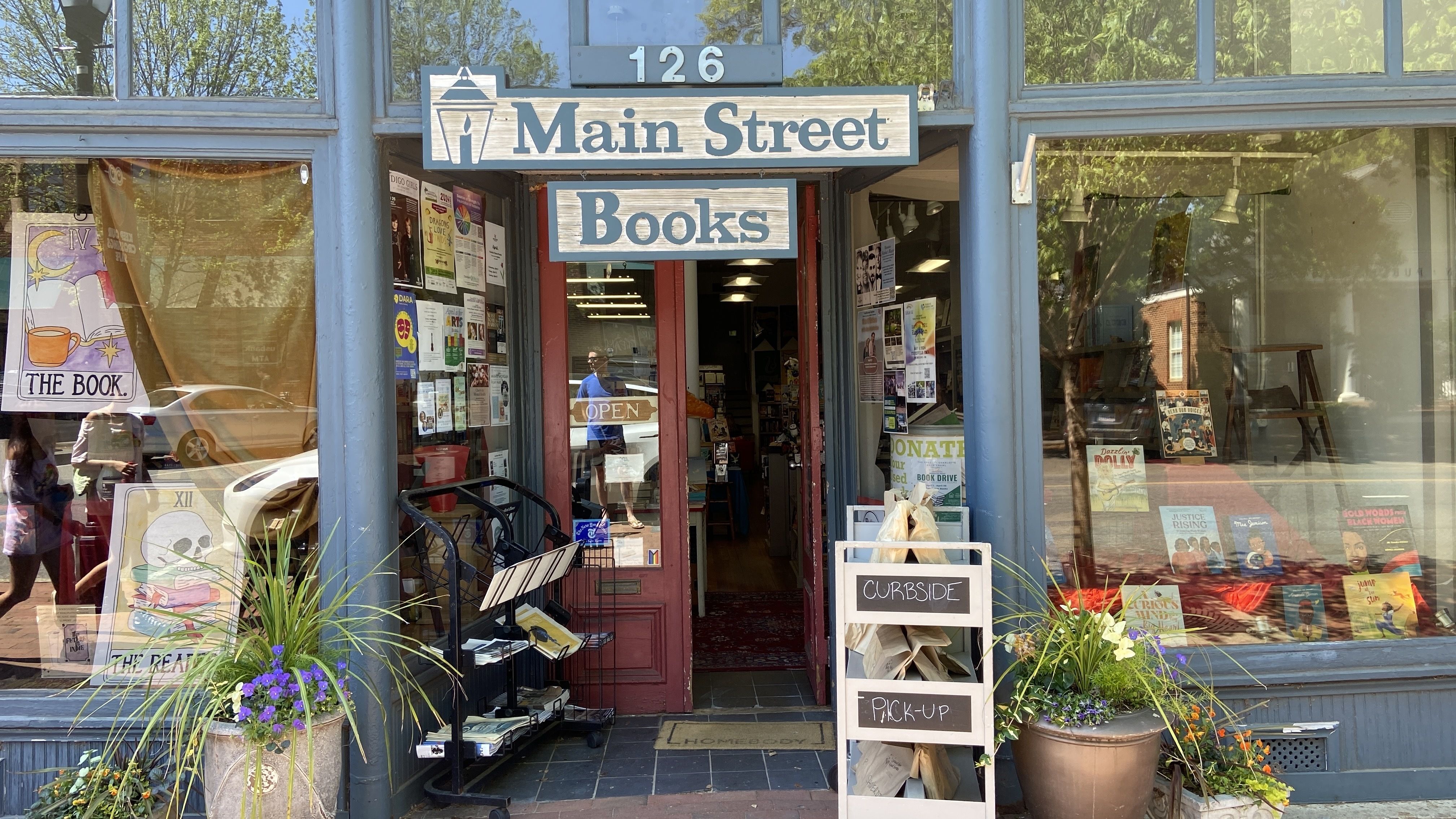 Charlotte-area independent bookstores - Axios Charlotte