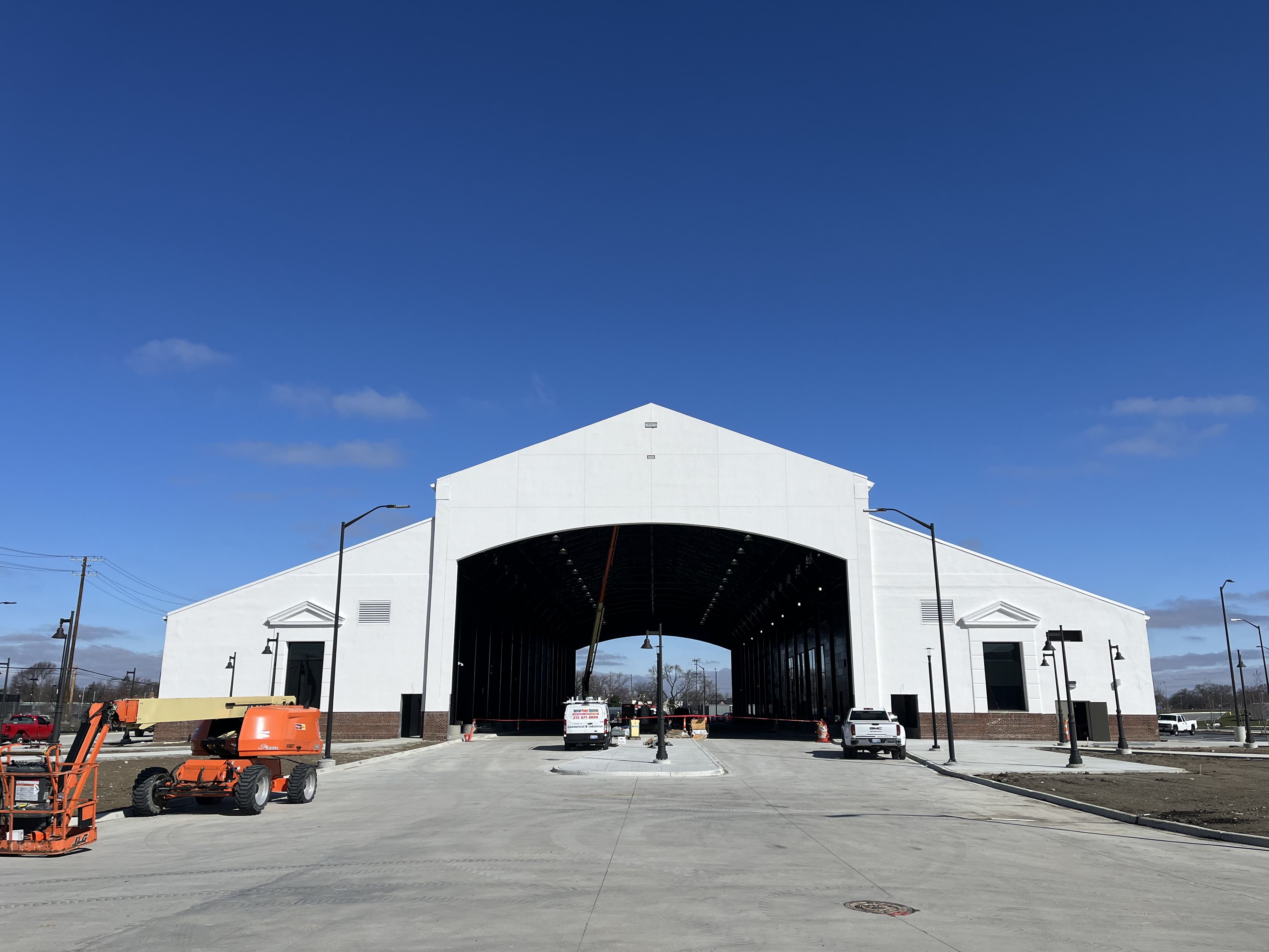 New bus station at Woodward and 8 Mile honors late driver - Axios Detroit