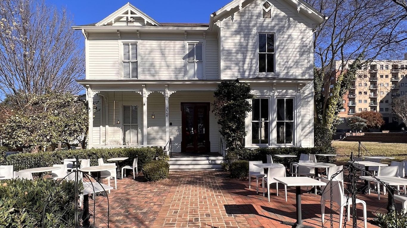 Scoop: Chef Sam Hart of Counter- opening Italian restaurant and ...