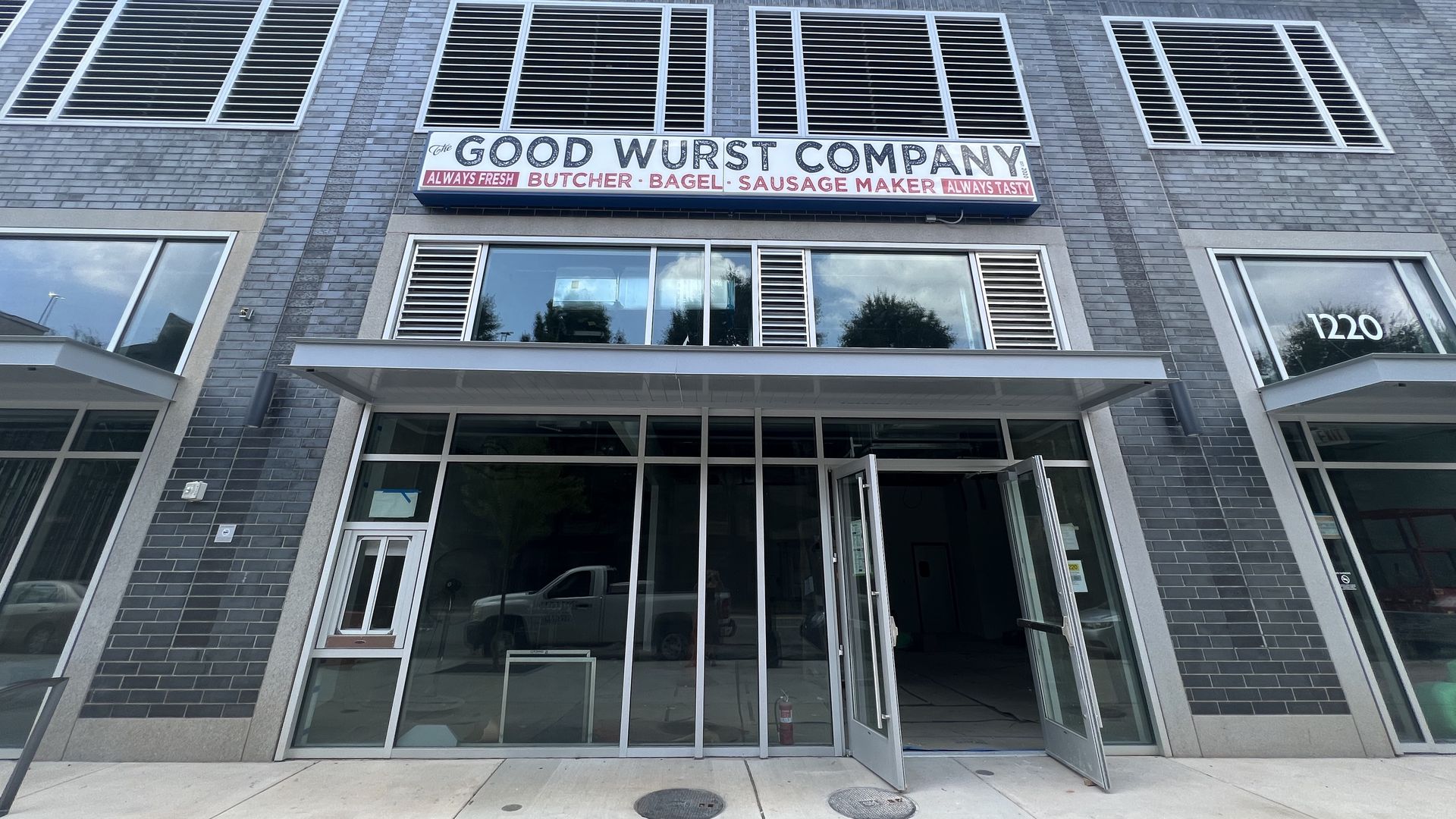 Late-night bites in South End - Axios Charlotte