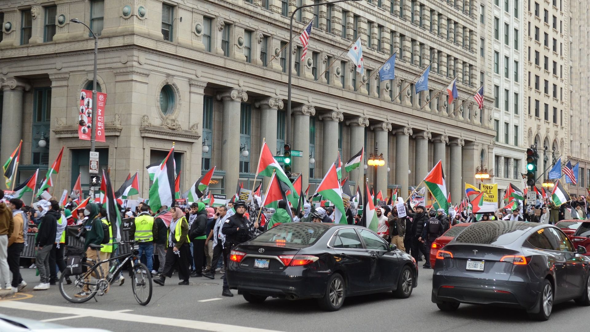 Gaza protests ramp up disruption in Chicago and nationwide - Axios Chicago