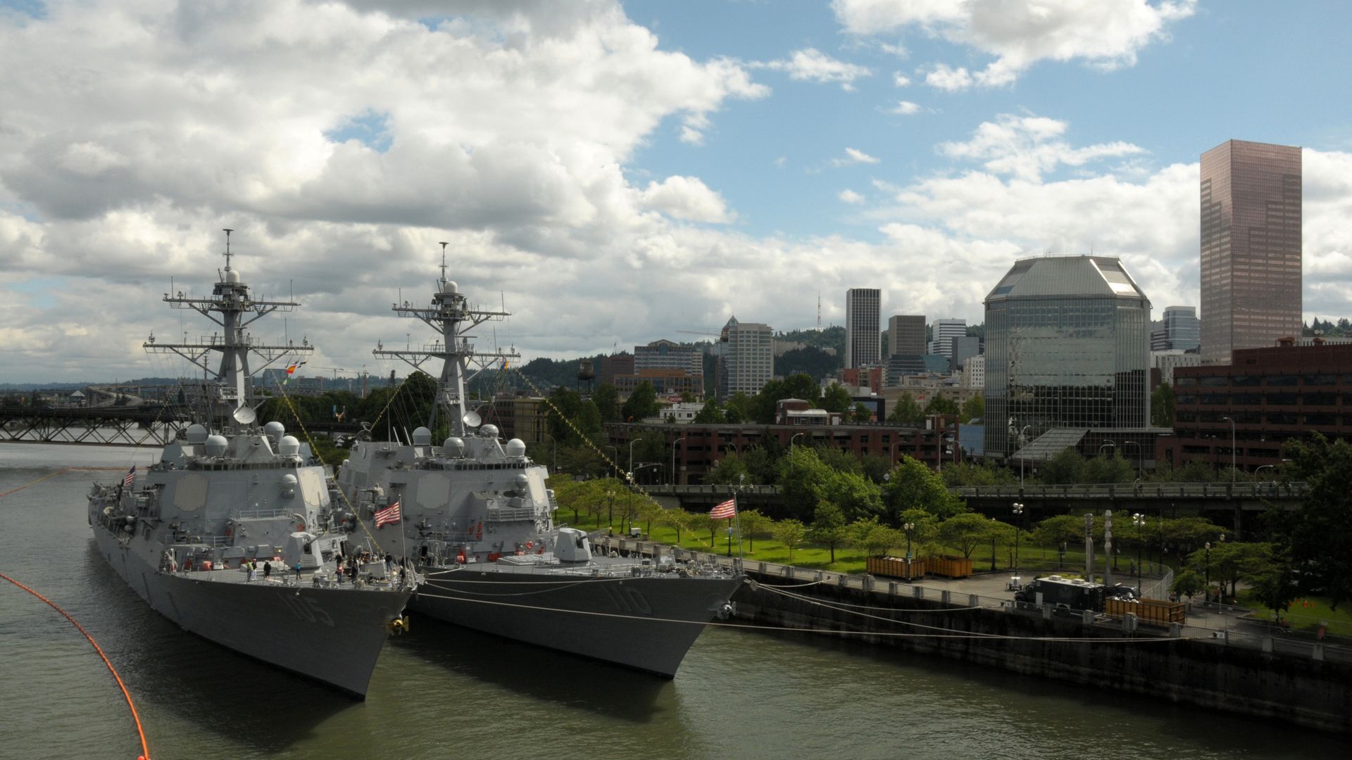 Fleet Week ships could snarl bridge traffic - Axios Portland