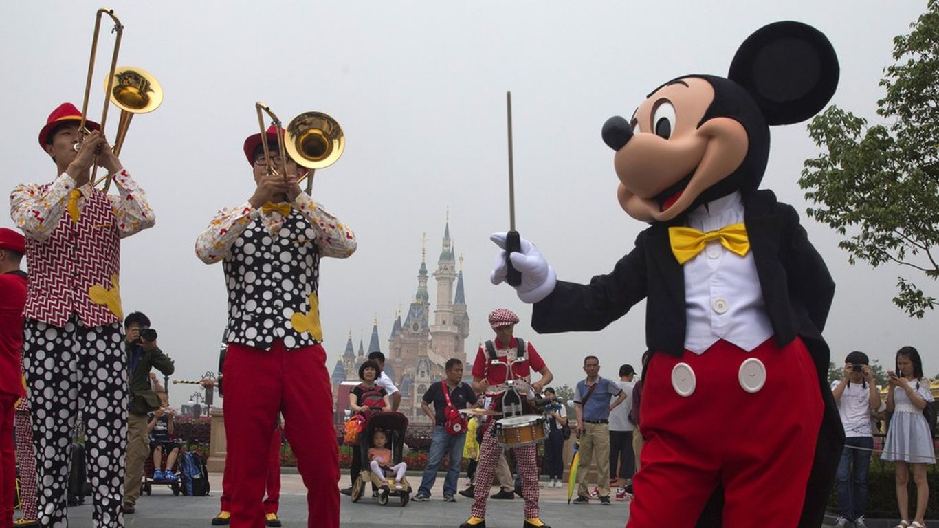 China's Wanda Group gives up Disney fight