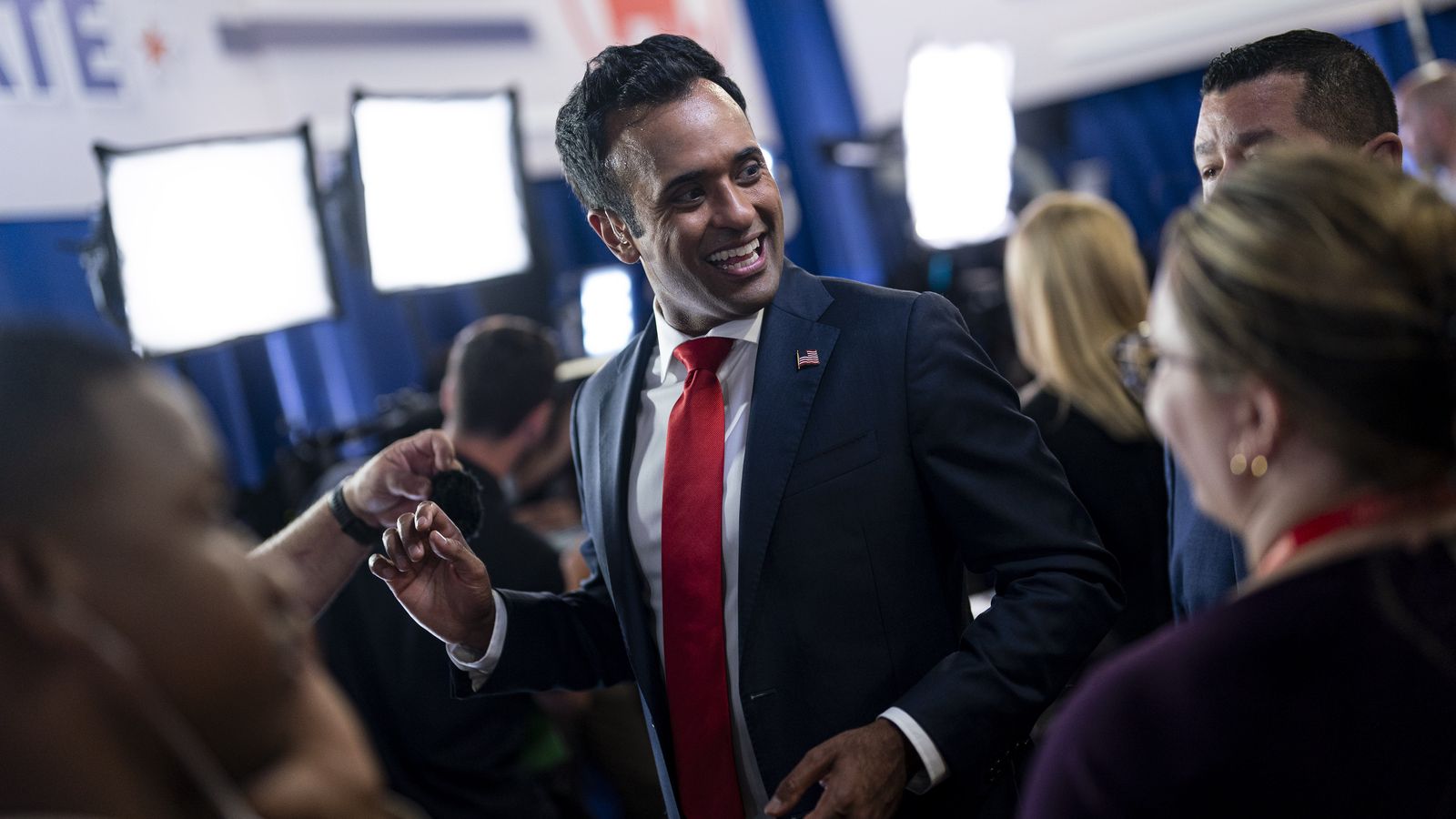 Ramaswamy says he would've handled Jan. 6 differently than Pence