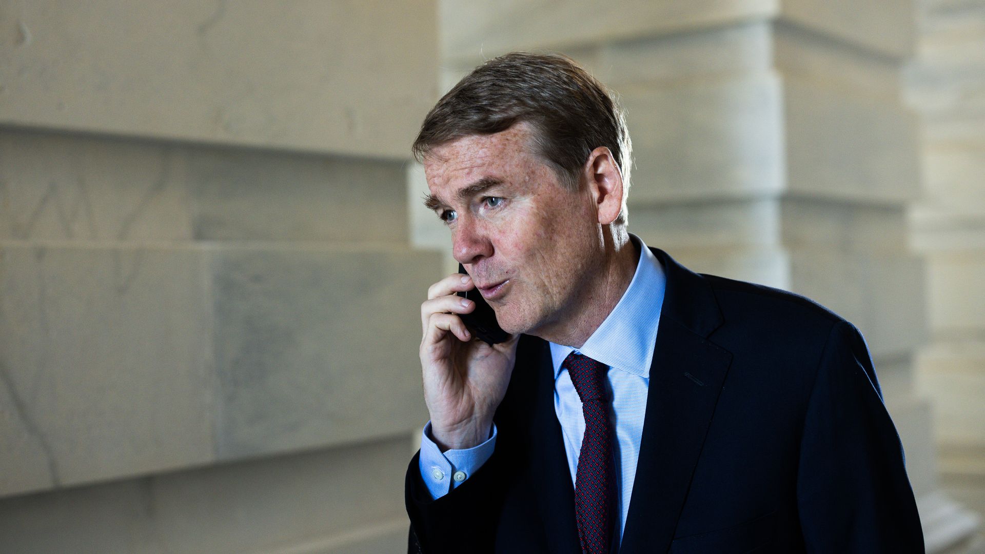 Michael Bennet wants statewide ban on cellphones in Colorado classrooms ...