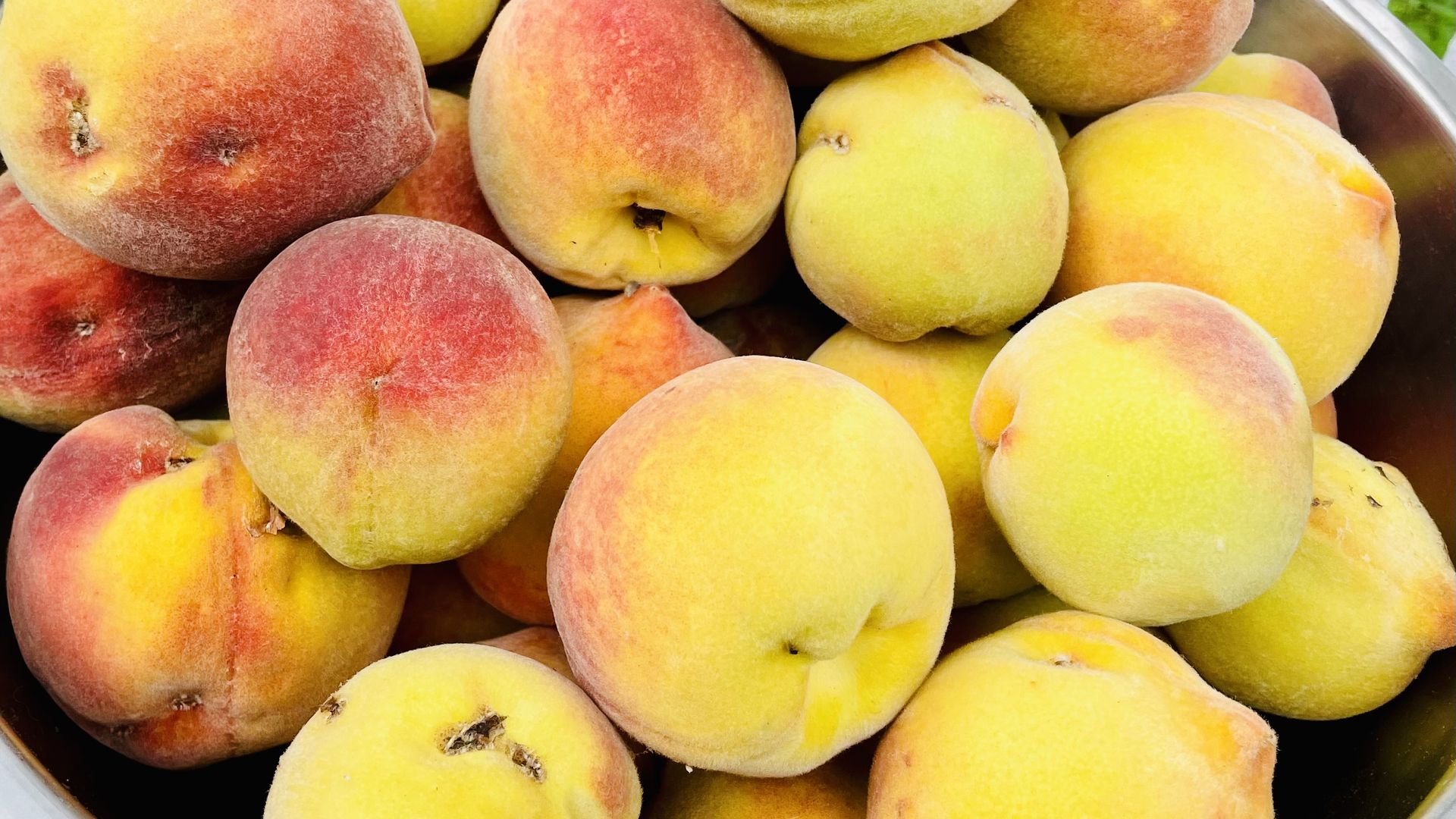 1 peachy thing to go - Axios Des Moines