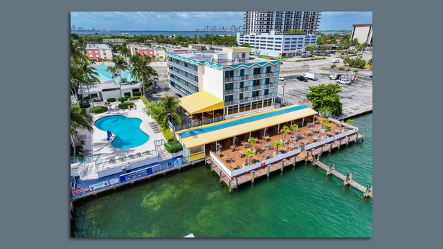 Shuckers Waterfront Bar & Grill to close for new hotel, fine dining ...