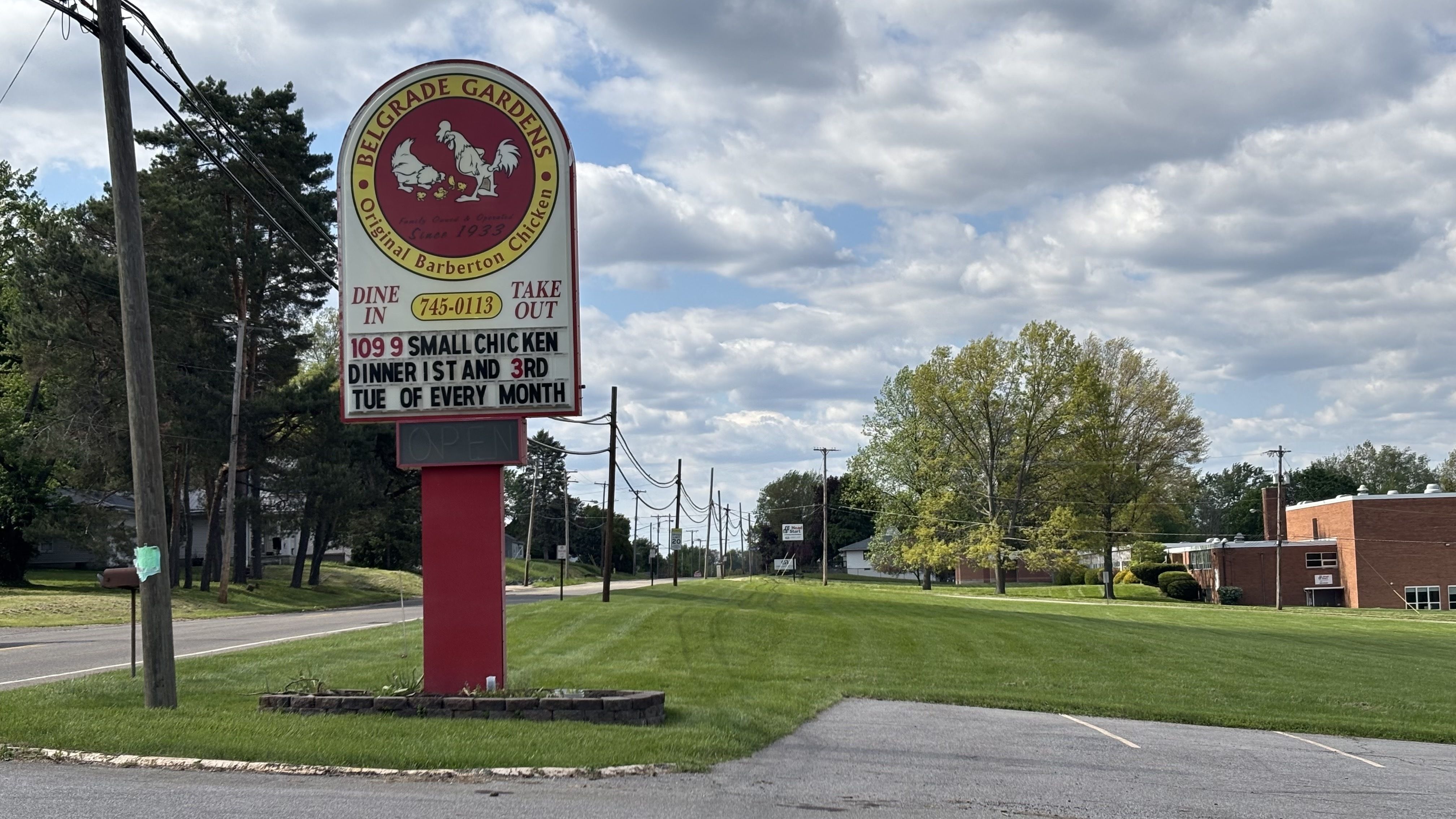 Belgrade Gardens serves up Northeast Ohio’s unique fried chicken ...