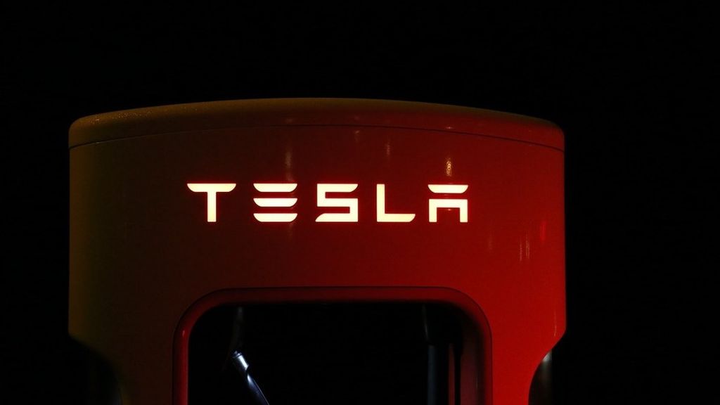 Tesla launches biggest energy project yet