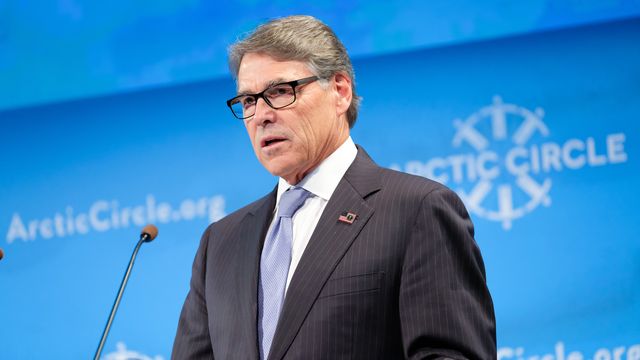 Energy Secretary Rick Perry offers Trump his resignation