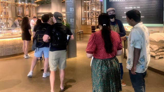 When to visit Chicago's Starbucks Reserve Roastery to avoid long lines ...