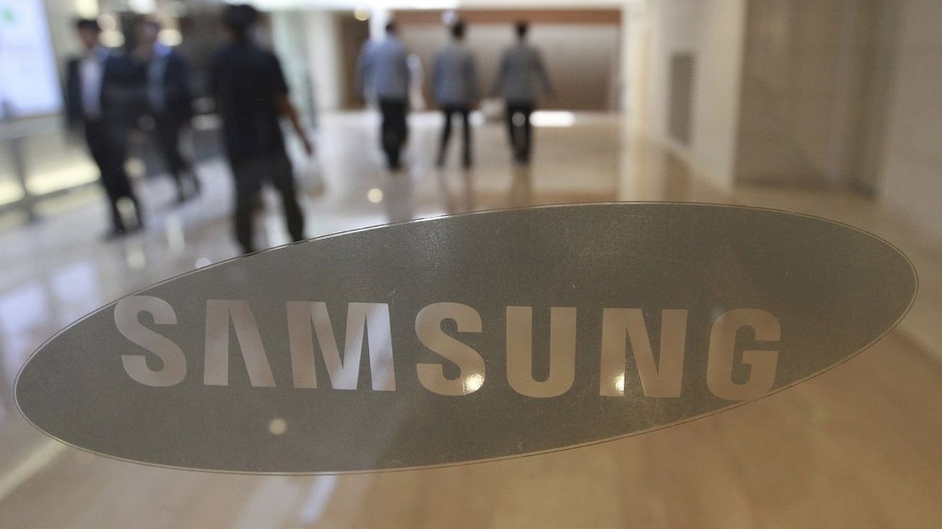 Samsung considers 500 new jobs, $300m U.S. investment