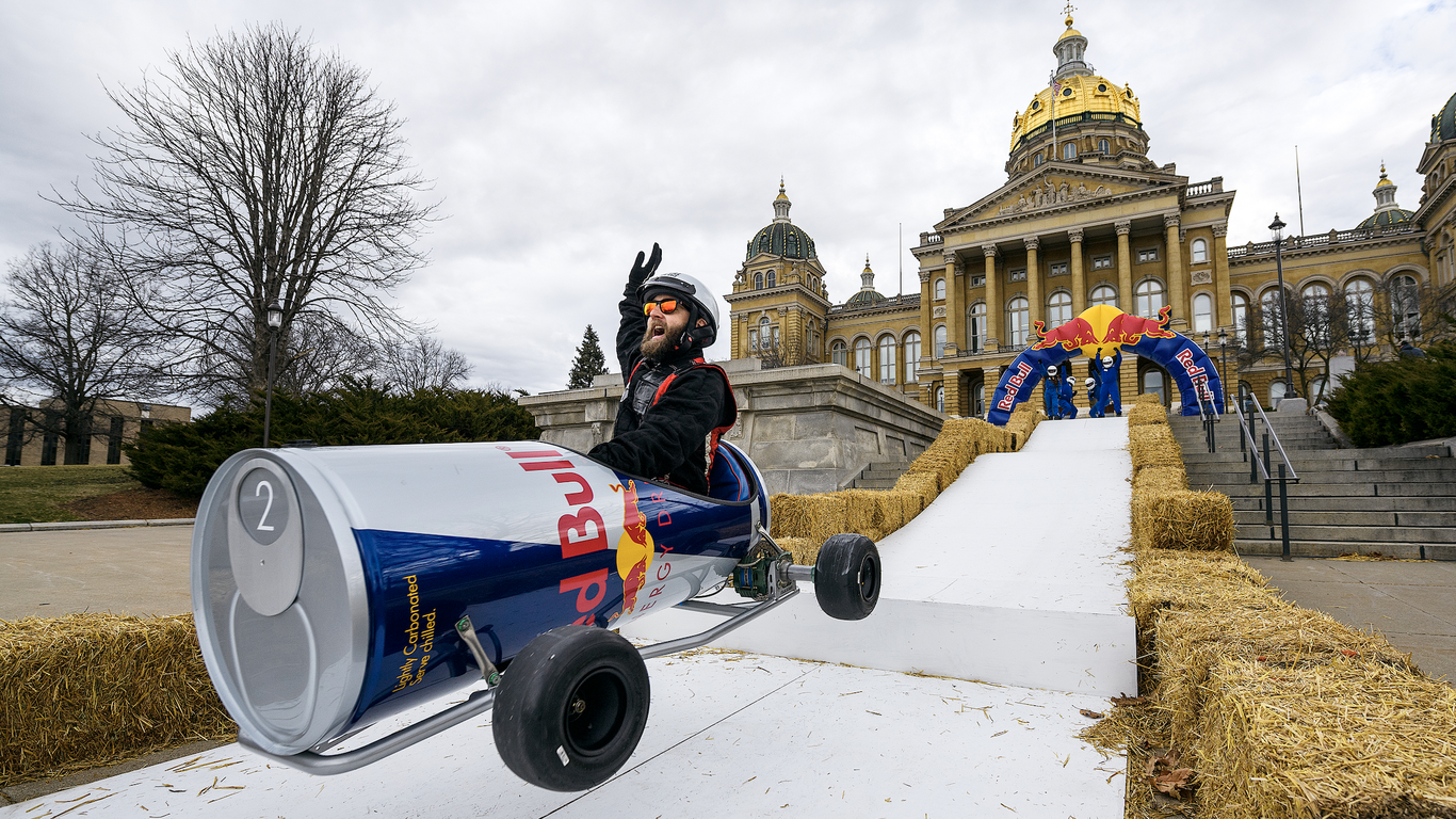 Red Bull Soapbox Race is coming to Des Moines in June - Axios Des Moines