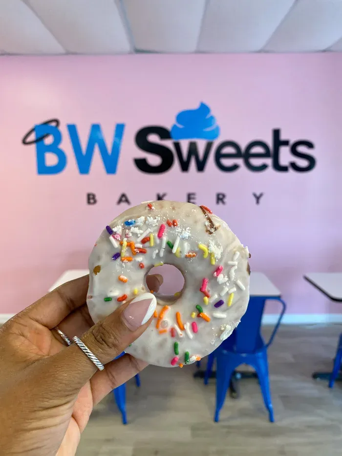 11 must-try Charlotte bakeries, and what to order at each - Axios Charlotte