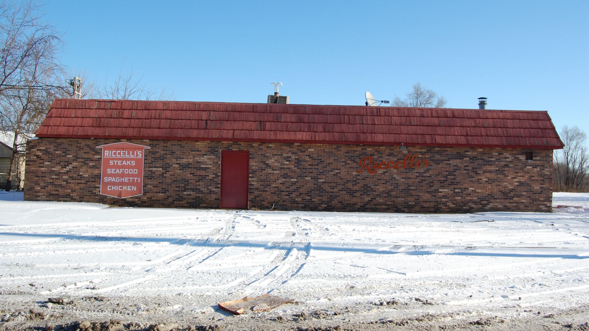 Des Moines' iconic Riccelli's restaurant could be demolished - Axios ...