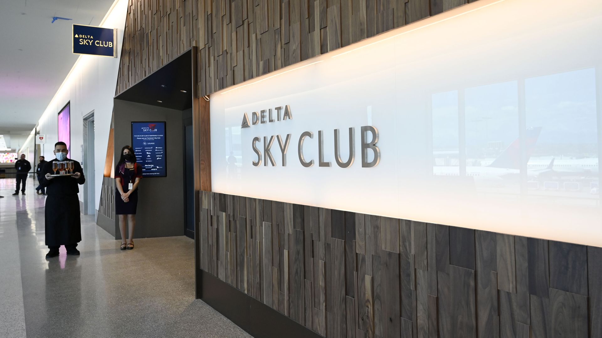 Delta reverses Sky Miles changes after customer uproar