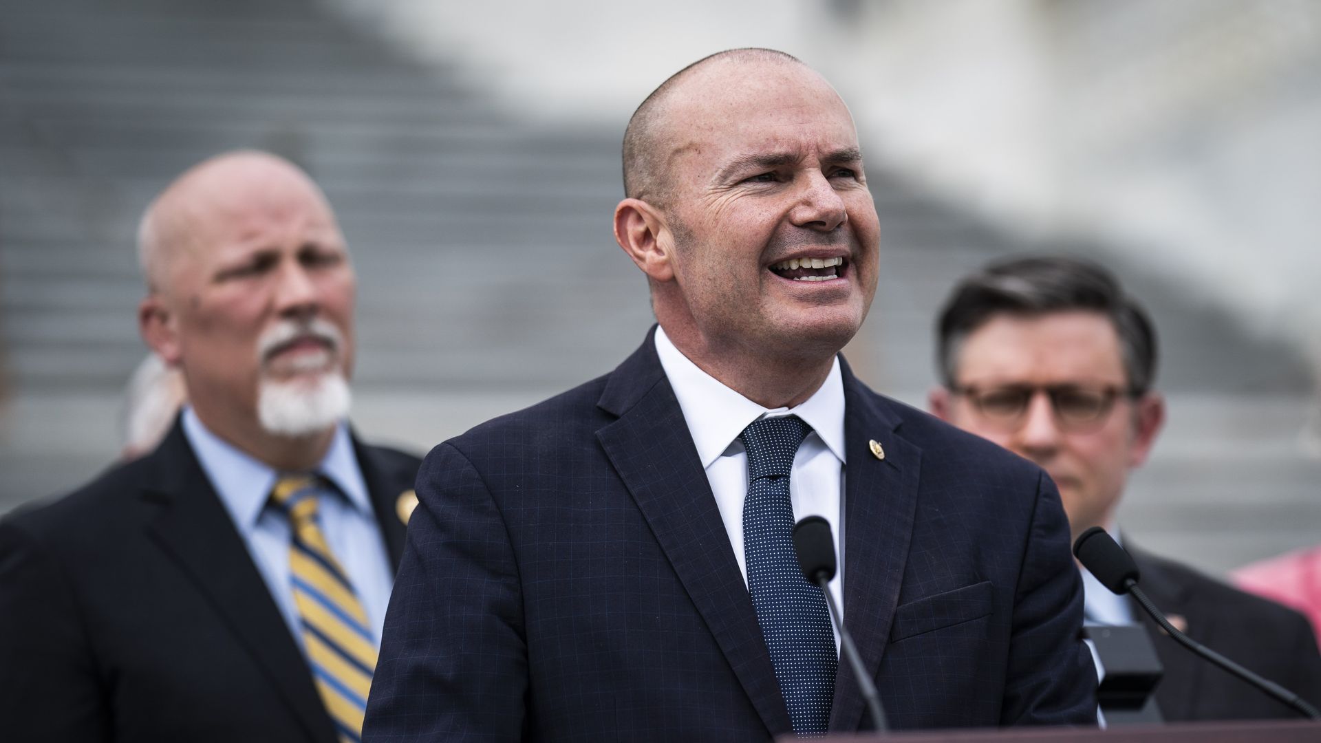 Utah Sen. Mike Lee's posts on Minnesota shootings reflect online MAGA ...