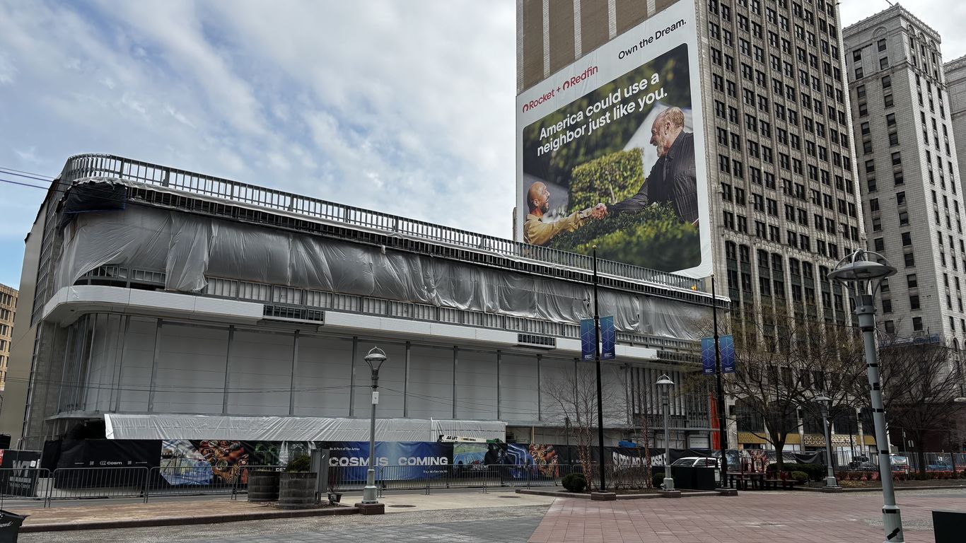 Detroit Cosm dome project takes shape ahead of fall opening - Axios Detroit