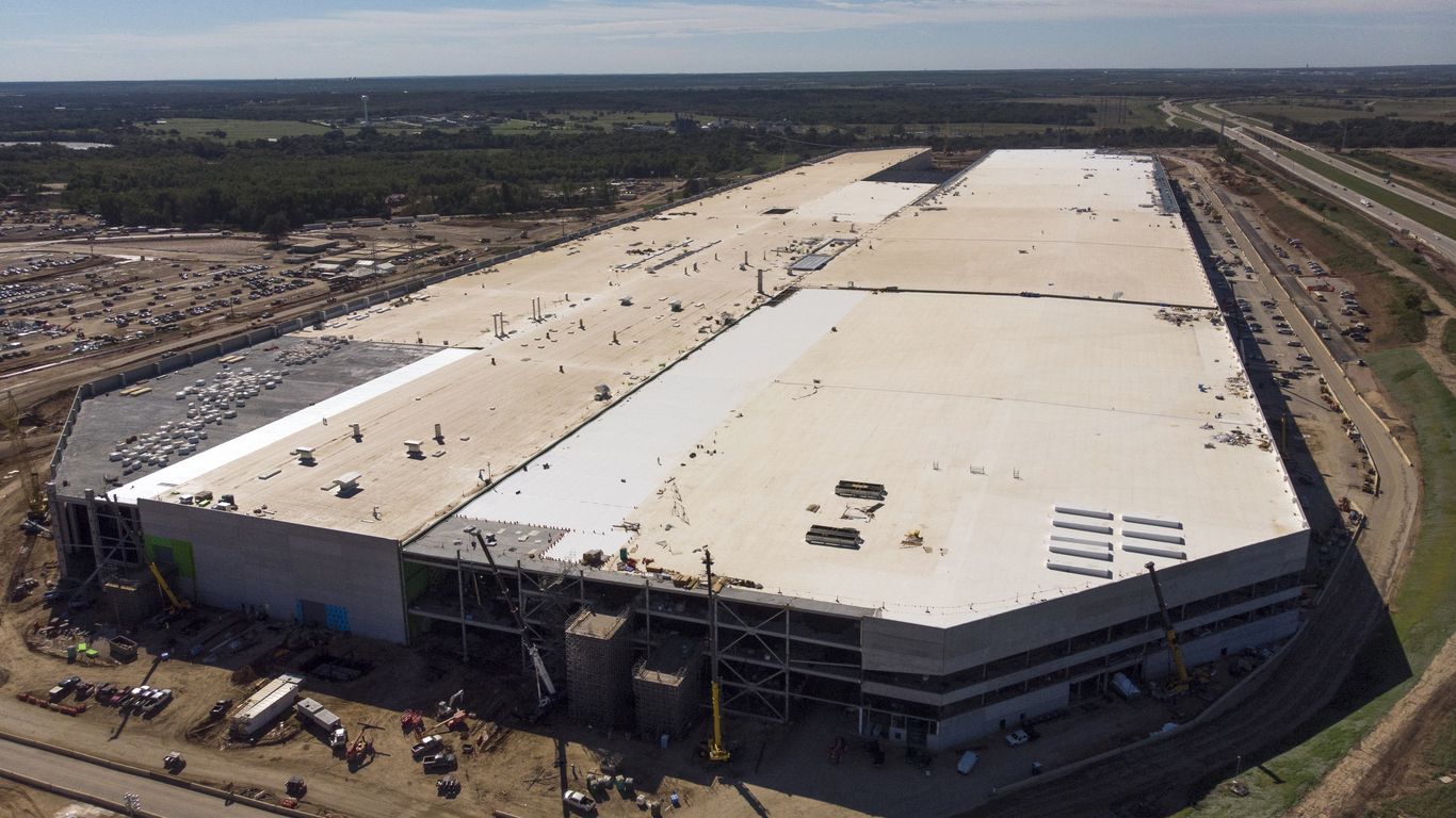 Workers claim unpaid wages and unsafe conditions at Tesla buildout ...