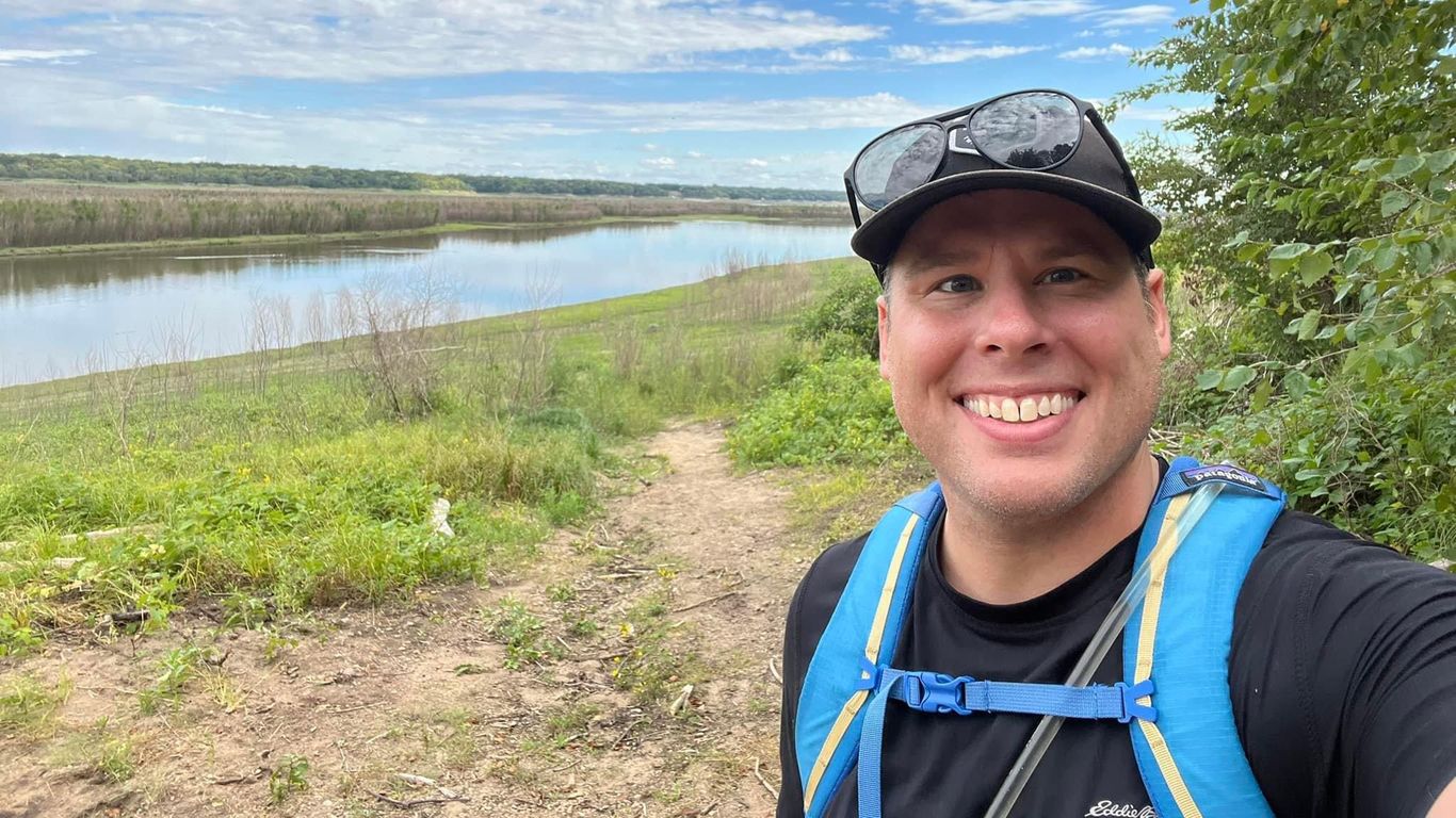 How KCCI's Jason Sydejko starts his day - Axios Des Moines